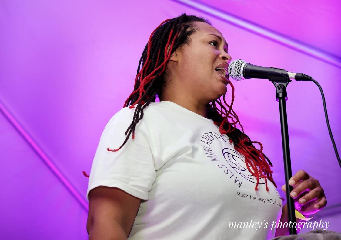 Miss Mini – Music the way YOU like it!